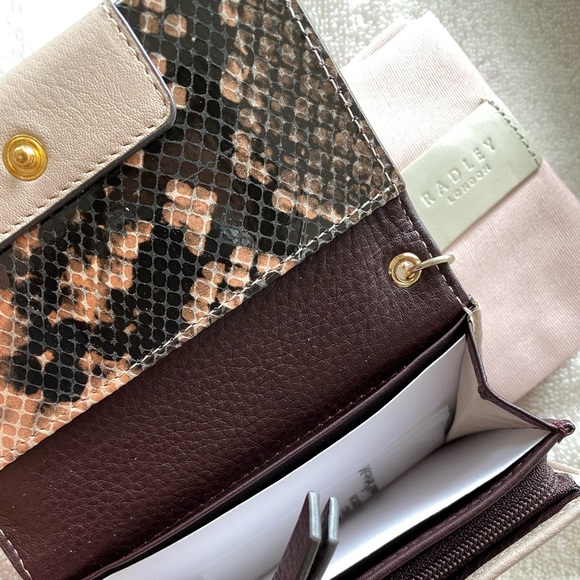 RADLEY LONDON | Bags | Radley London Arlington Flapover Wallet | Poshmark
